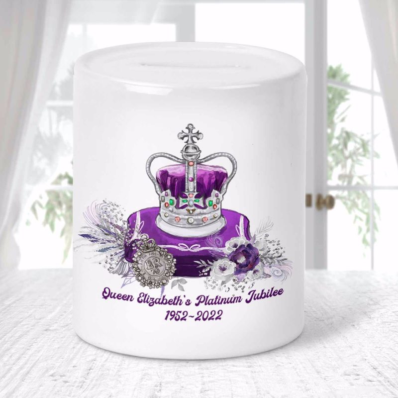 Queen Elizabeth's Platinum Jubilee commemorative money box without the ...